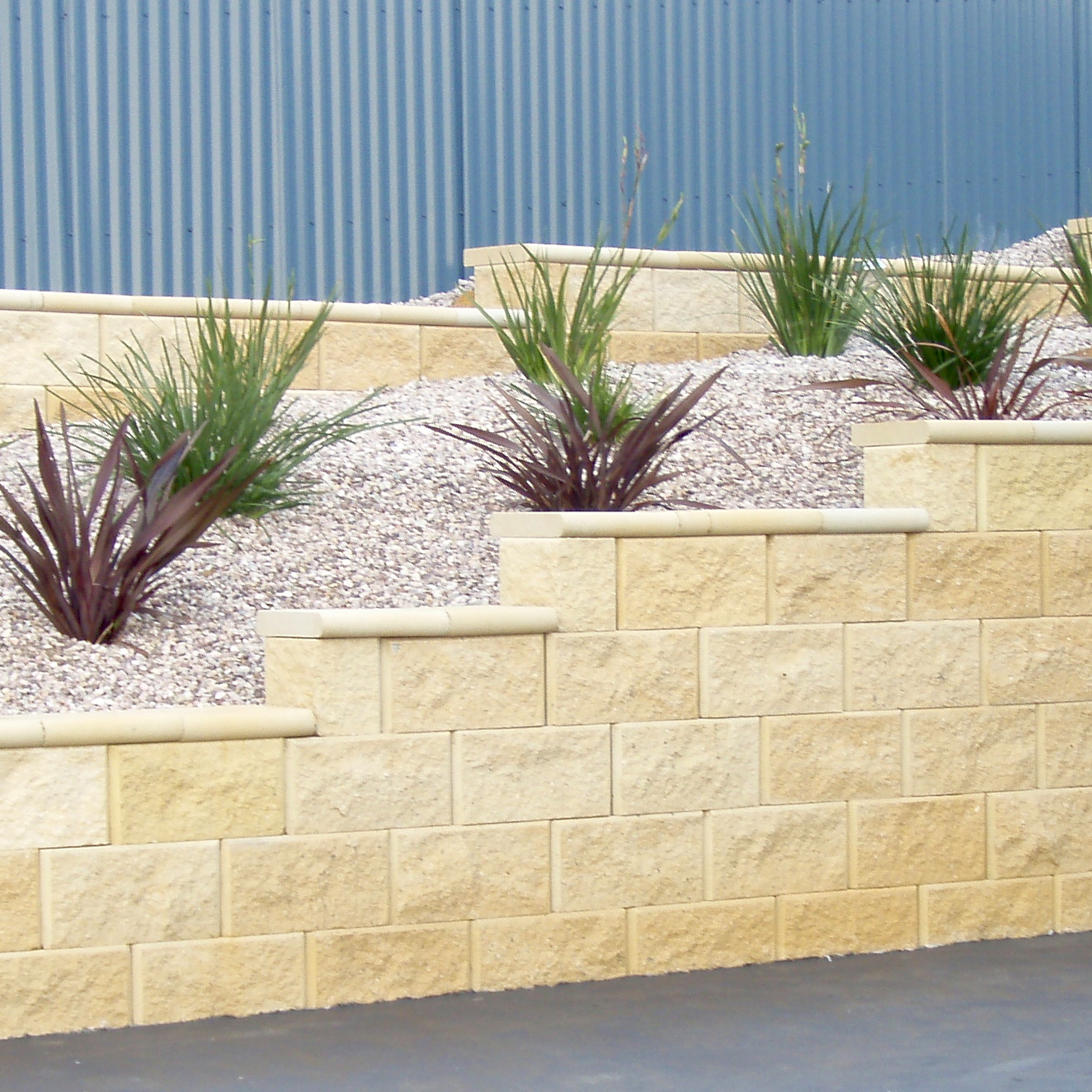 Retaining Wall Blocks Suitable For Curved Walls | Australian Paving Centre
